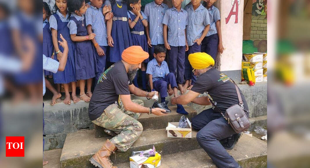 APKF arrives in Kerala to help government schools | Amritsar News ...