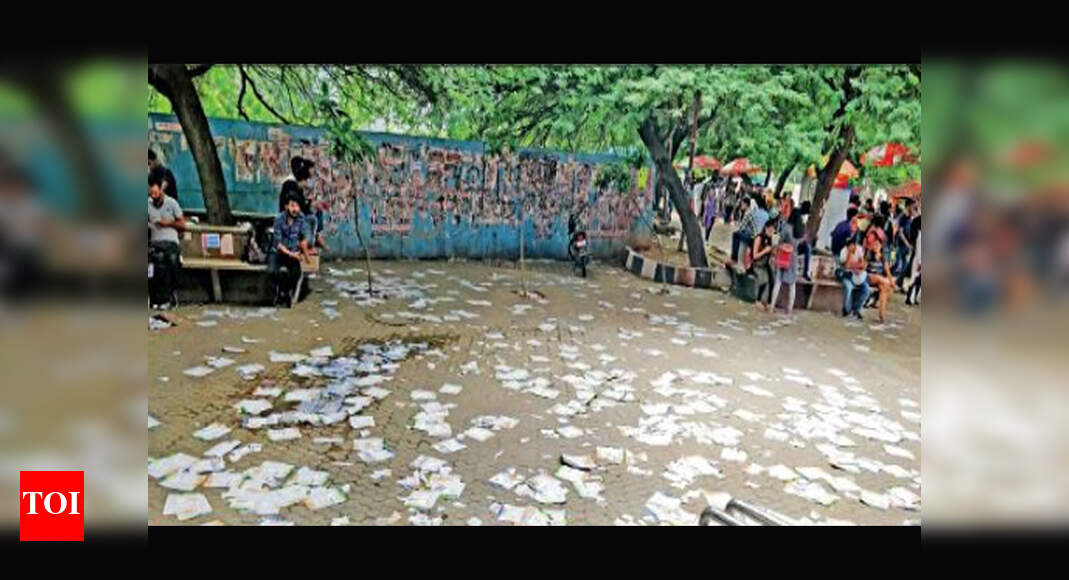 Promises forgotten, litter back on campus | Delhi News - Times of India