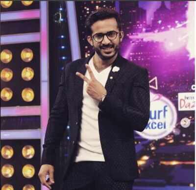 TV host Ravi salutes teachers on Teachers' Day; see post - Times of India