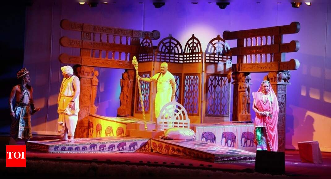 Presenting the divine work of Chanakya to the citizens of India ...