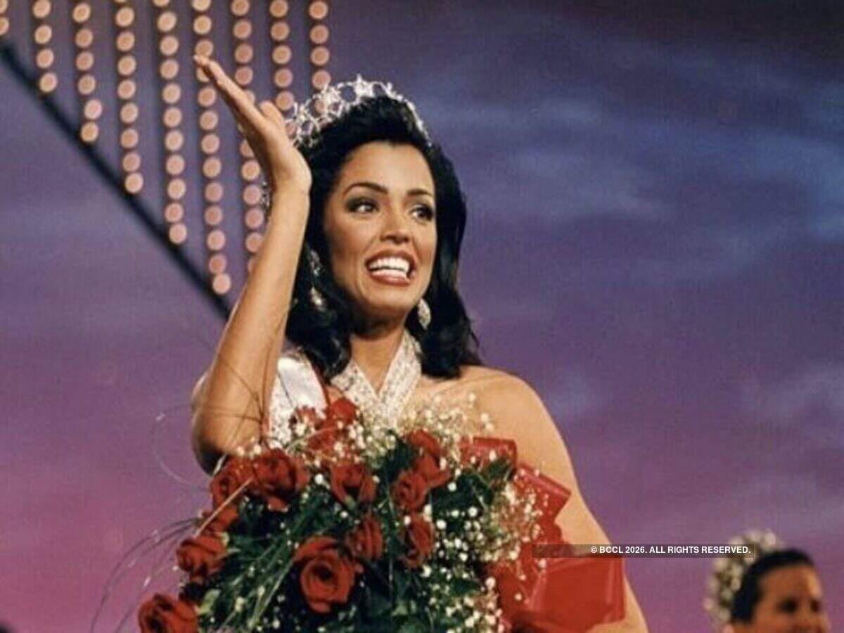 Miss Universe 1995 Chelsi Smith dies of liver cancer