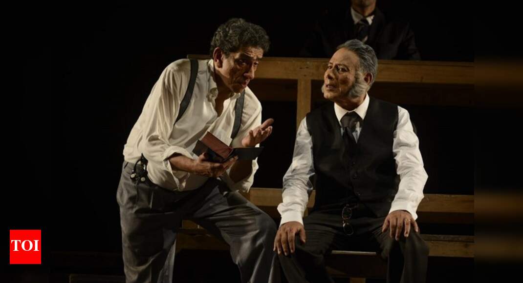 A-pabitra gets huge response on second show | Bengali Movie News ...