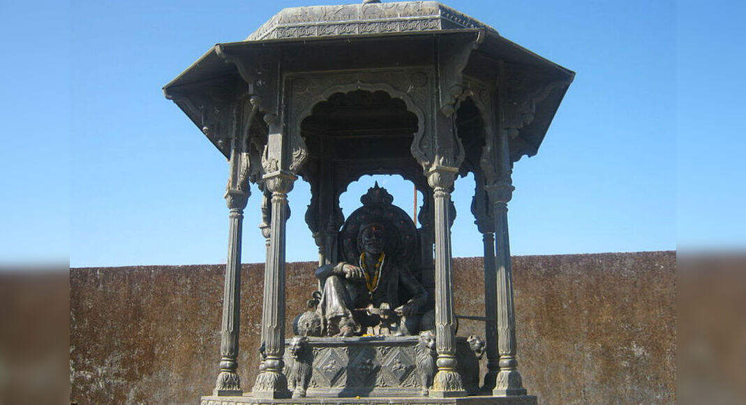 This is why you should visit Maharashtra’s Raigad Fort | TimesTravel