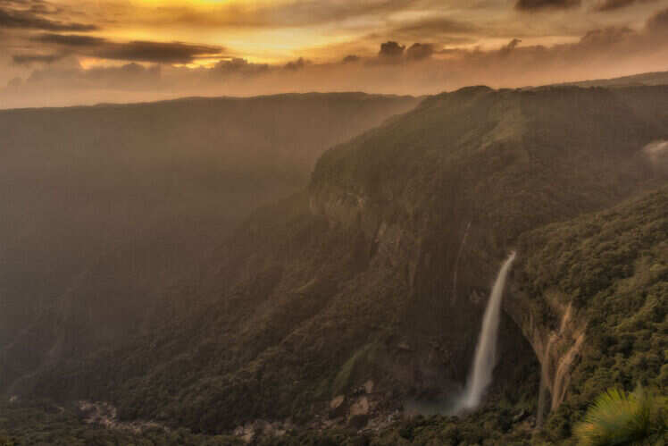 places to visit in autumn in India | Times of India Travel