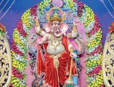 Kolkata revels in Ganesh Chaturthi spirit | Kolkata News - Times of India