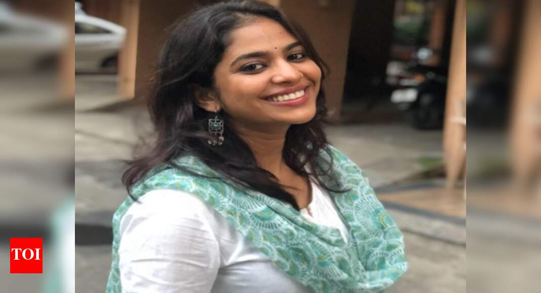 Srinda opens up about the challenging days during her divorce ...