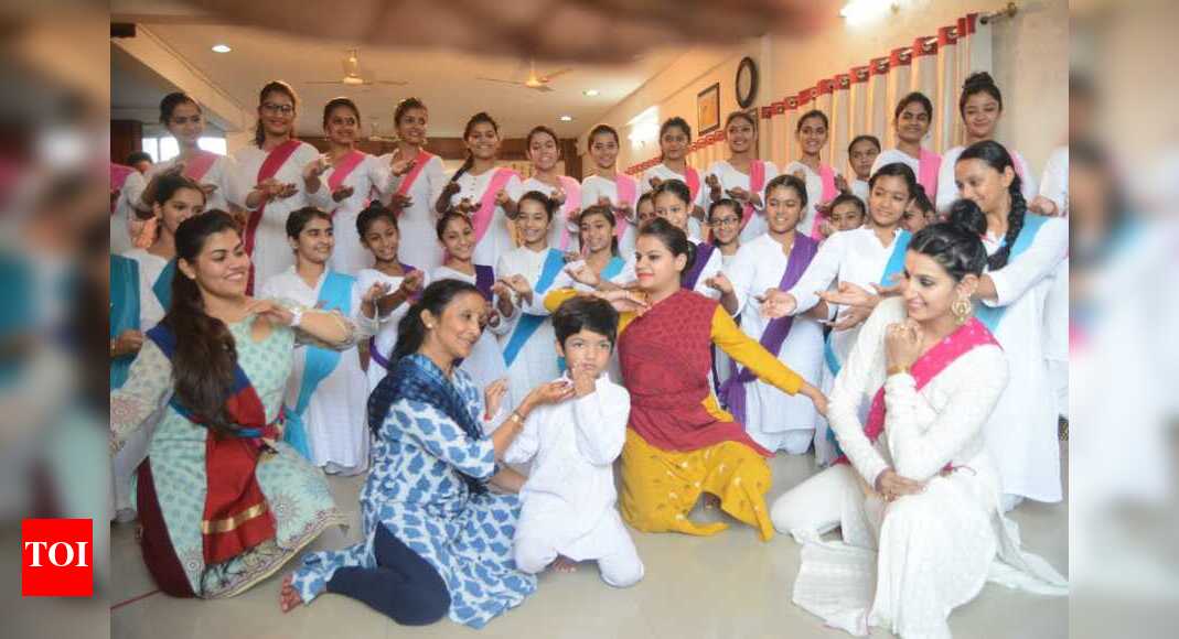 Kathak for all ages with Durga Arya | Events Movie News - Times of India