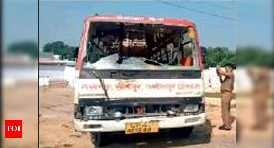 UPSRTC bus mows down Class 8 student | Lucknow News - Times of India