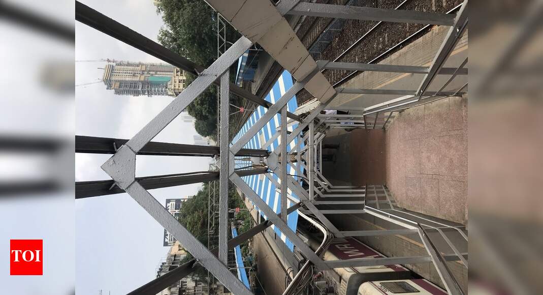 A Roofless Railway - Times of India