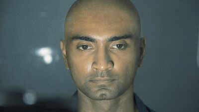 Atharvaa goes bald for his role in Boomerang | Tamil Movie News - Times ...