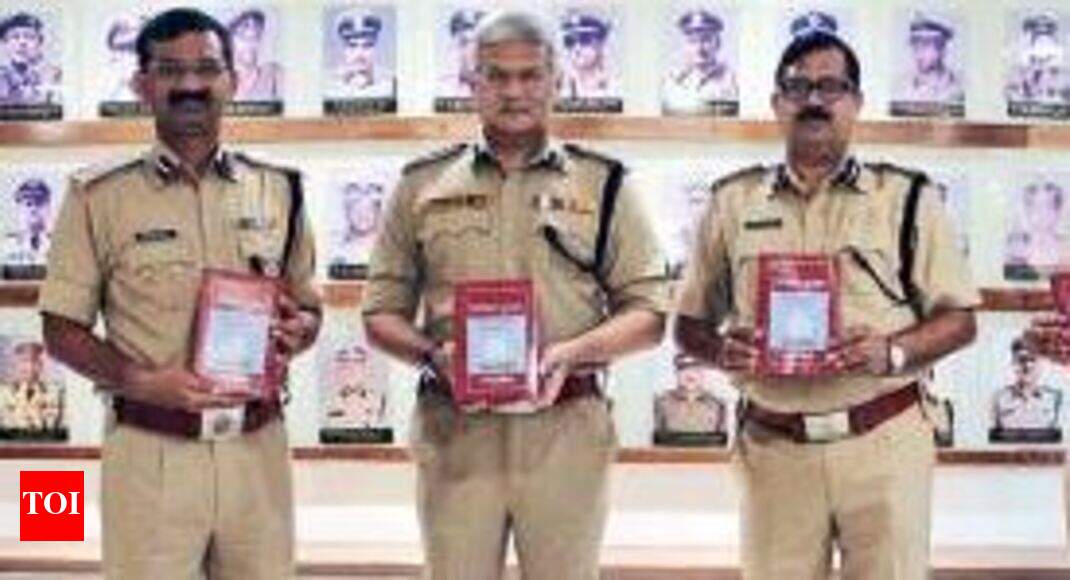 DGP launches book on digital evidence | Ahmedabad News - Times of India
