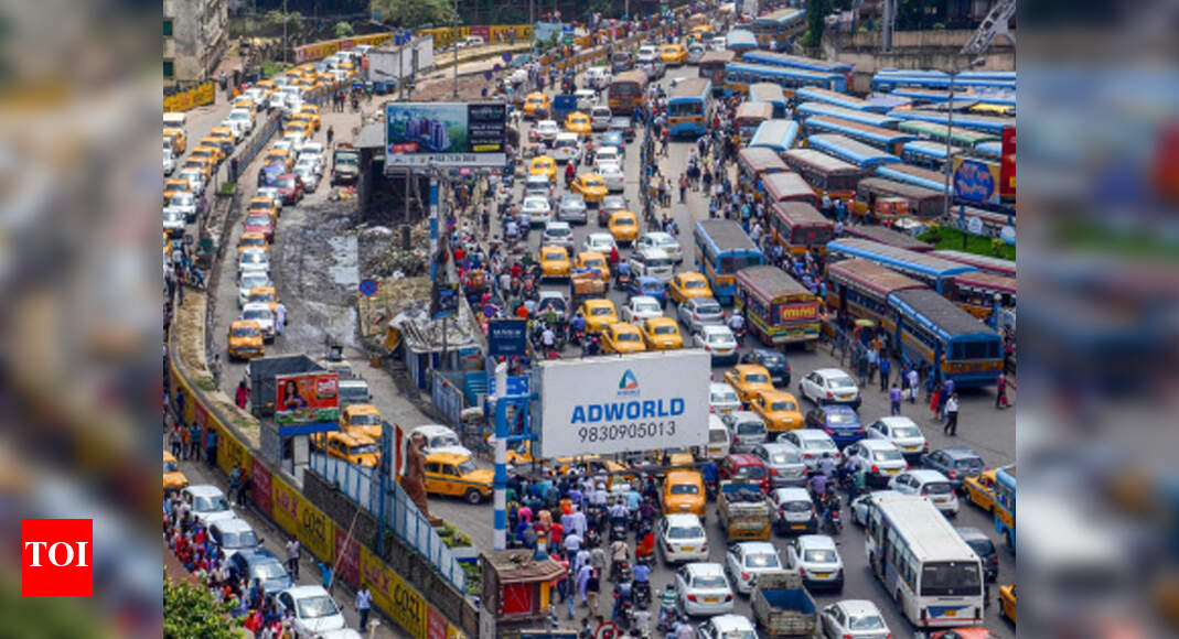Chingrighata Flyover: Heavy vehicles restricted on Chingrighata flyover ...