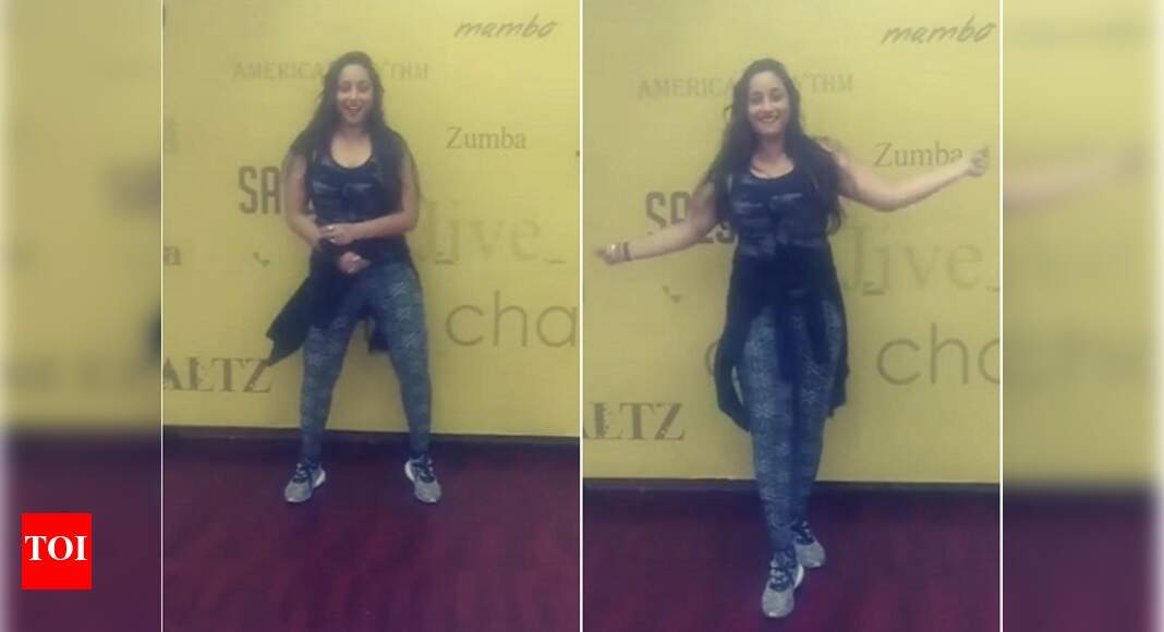 Video: Bhojpuri actress Rani Chatterjee dances on Sapna Chaudhary’s ...