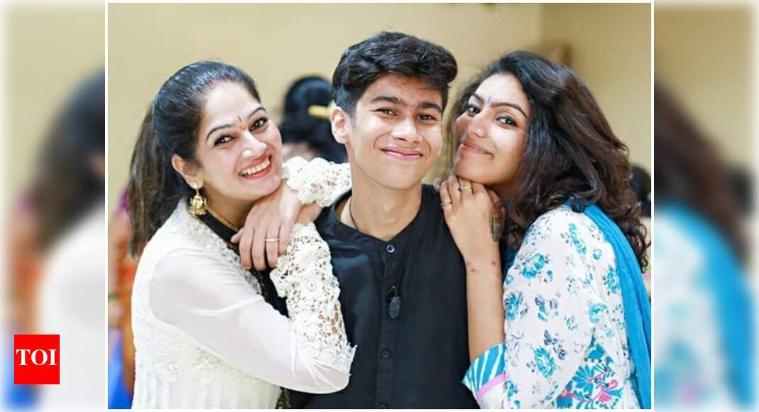 Resham Tipnis writes an adorable message on her son’s birthday - Times ...