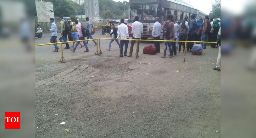 Swargate flyover Area Road Condition - Times of India