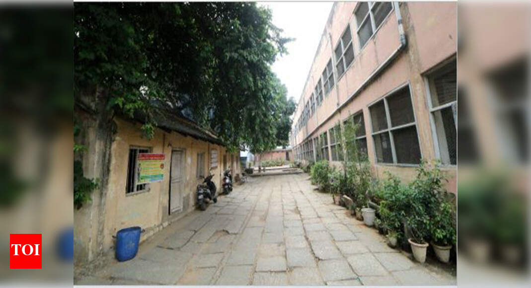 BBMP school students to learn French | Bengaluru News - Times of India