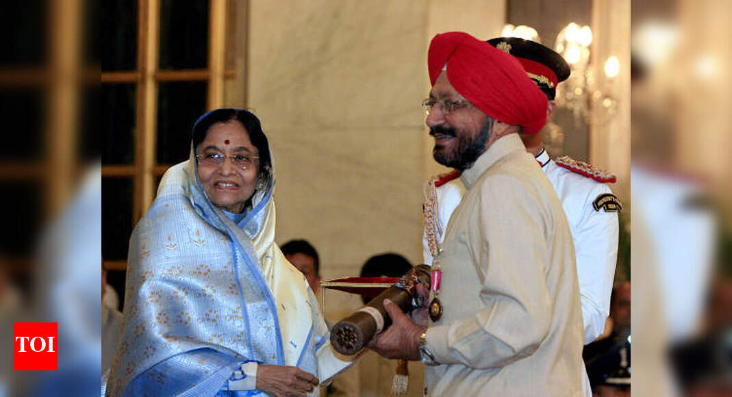 Not just India, Jasdev Singh was equally popular in Pakistan also | Off ...