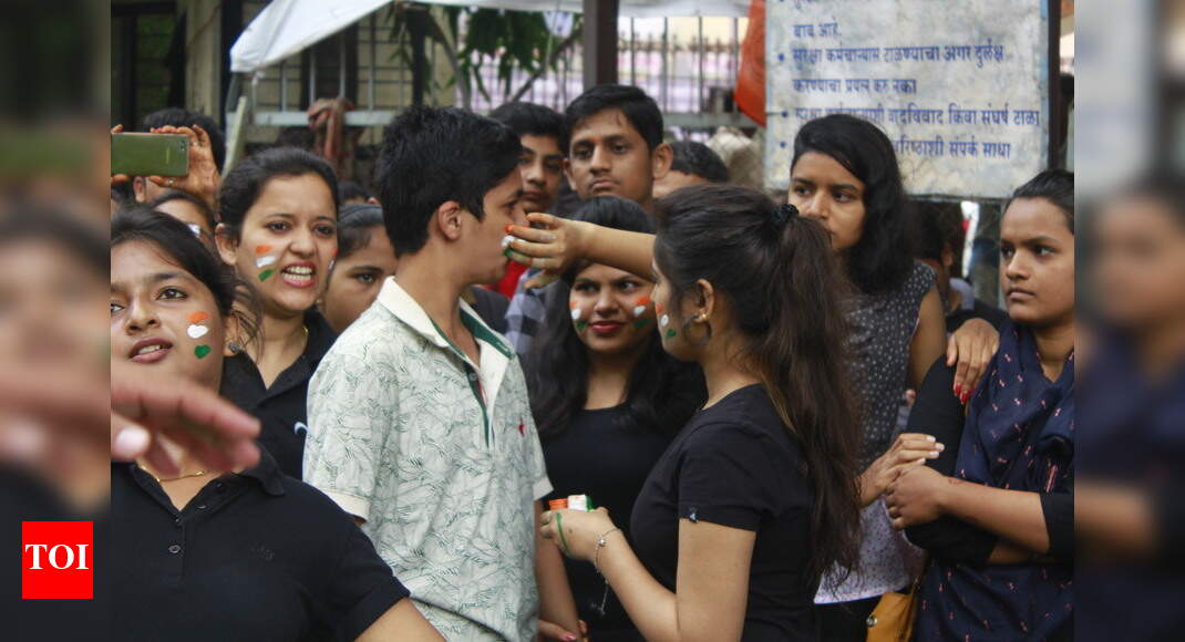 Ganpati visarjan miravnuk gets a touch of inclusivity and patriotism ...