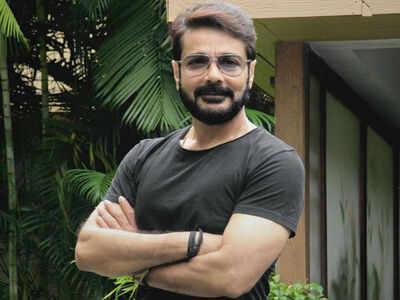 Prosenjit Chatterjee’s voice to welcome you to a south Kolkata Puja ...
