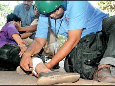 Mumbai's bike-borne paramedics rev up to provide faster emergency care ...