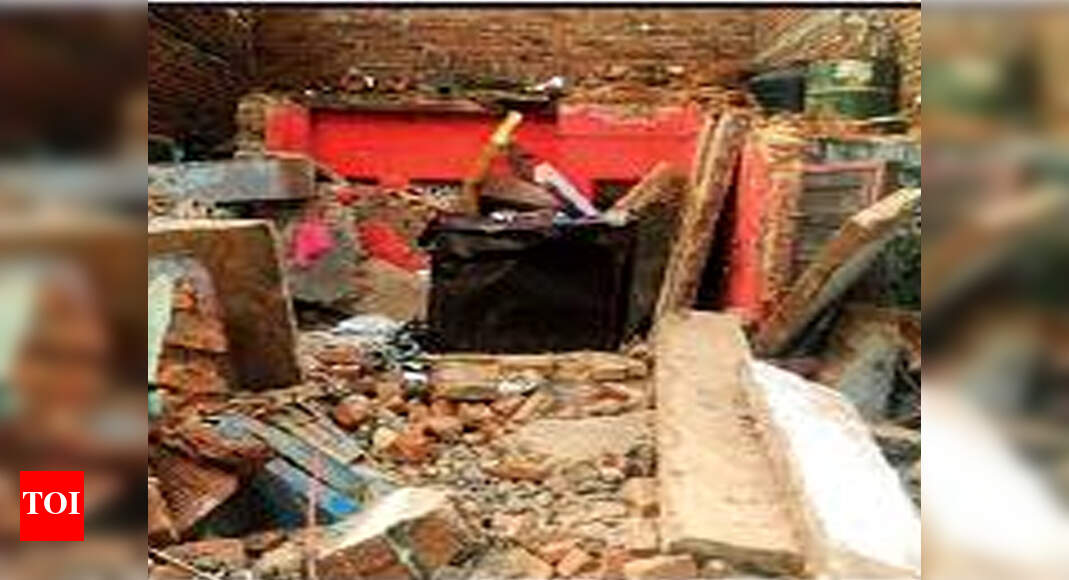 4 of a family killed in LPG, fridge explosion | Bhopal News - Times of ...