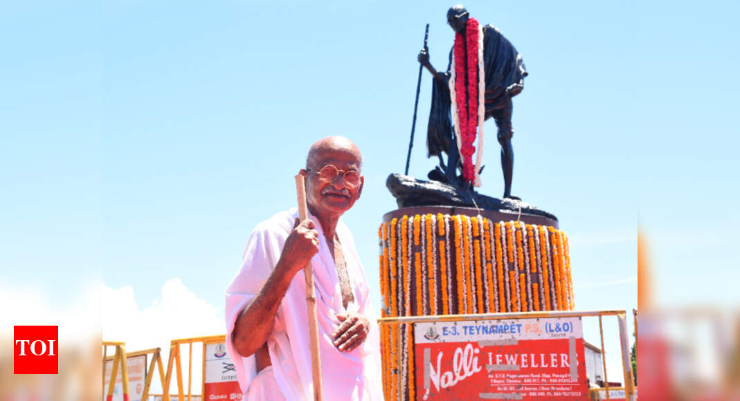 Meet Kanagaraj, the Mahatma lookalike, who leads a Gandhian way of life ...
