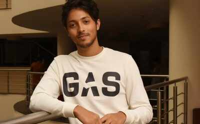 Amartya wants to catch six Puja releases | Bengali Movie News - Times ...