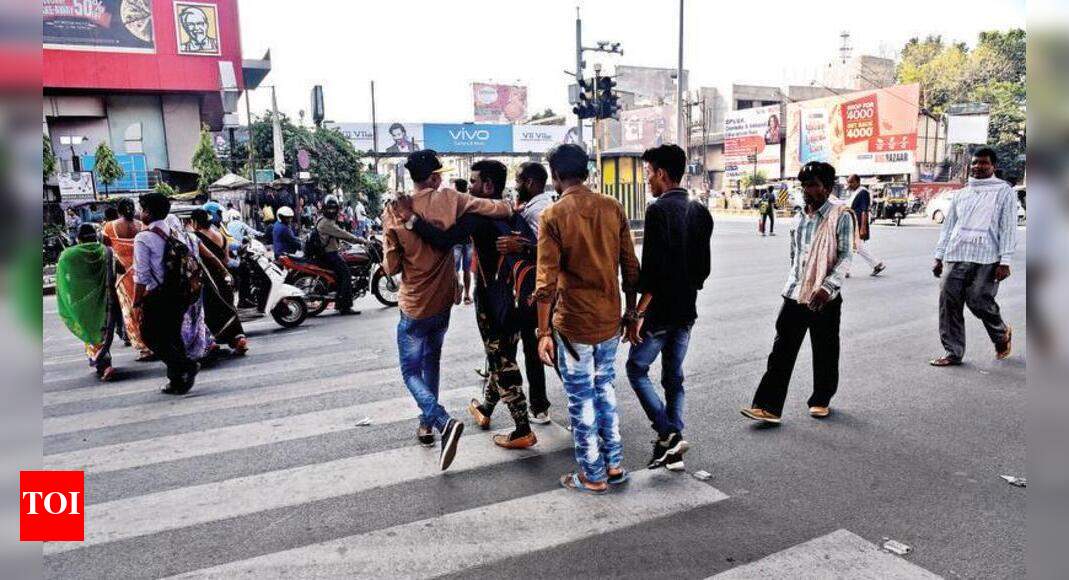 30-second pedestrian-only signal at Variety Square, Rani Jhansi Square ...