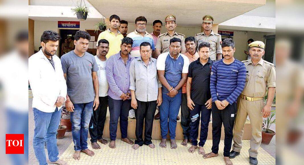 Sunil Singh: He once knocked on Bollywood doors, now heads a thak-thak ...