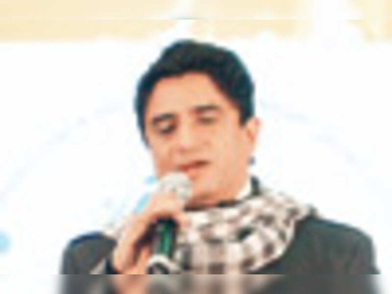 Anand Raj shoots for CWG song video | Hindi Movie News - Times of India