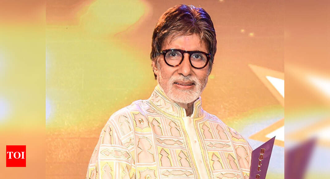 Amitabh Bachchan overwhelmed after receiving his birthday gift | Hindi ...
