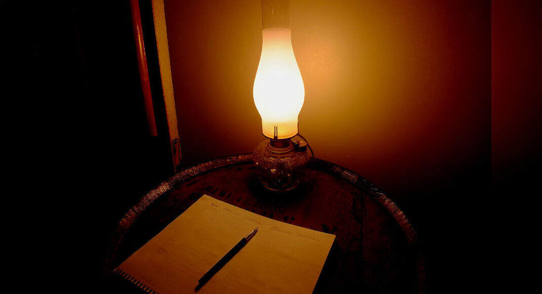 The haunting tale of Putul Bari in Kolkata | TimesTravel