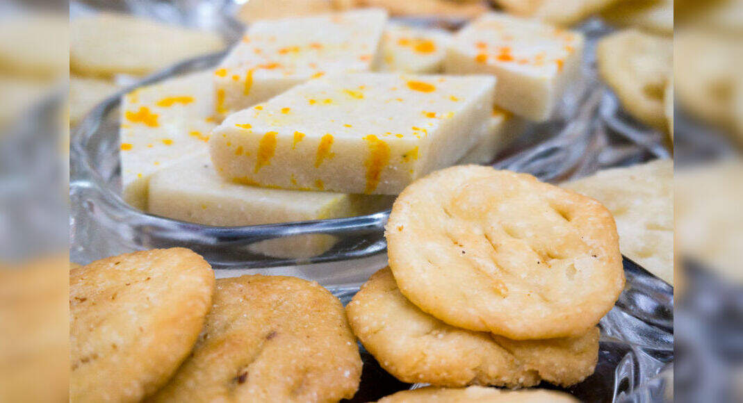 What to eat in Indore | TimesTravel