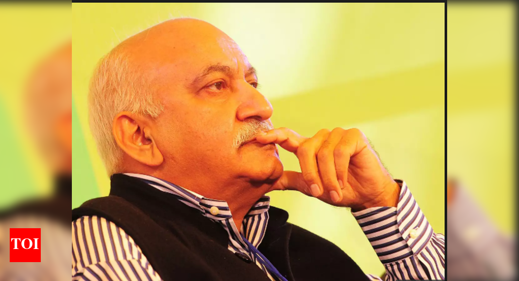 Women journalists who called out on Akbar welcome his resignation ...