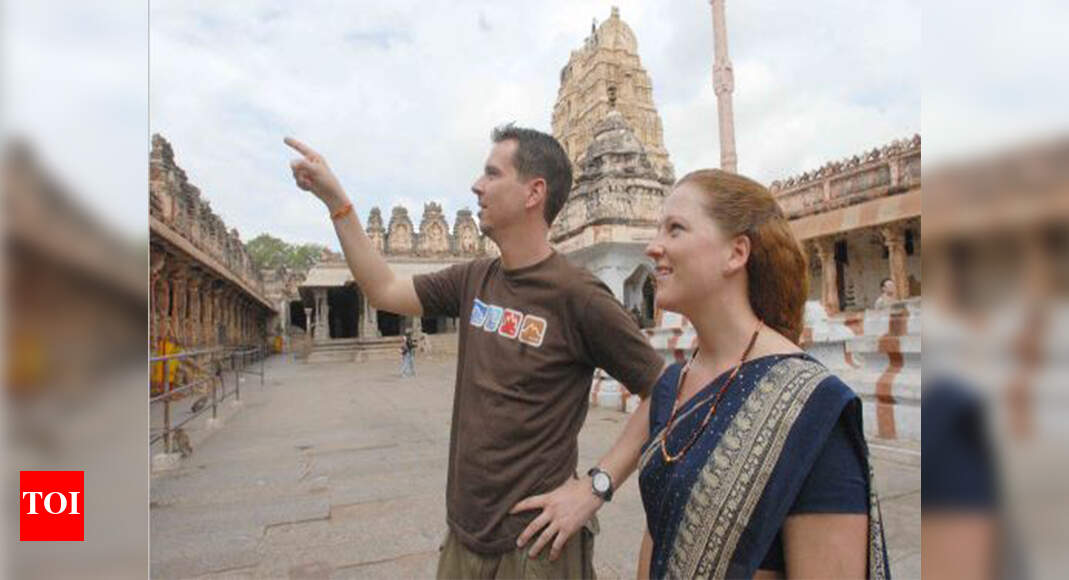 Hampi, Gokarna temples set to have dress codes | Hubballi News - Times ...