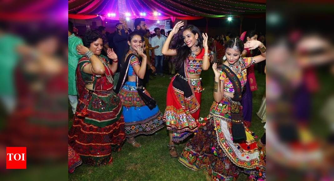 Celebrating the dandiya night in bespoke outfits | Events Movie News ...