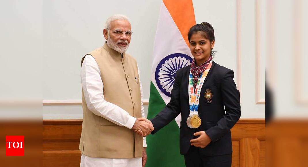 Narendra Modi: Prime Minister Narendra Modi meets Youth Olympics medal ...