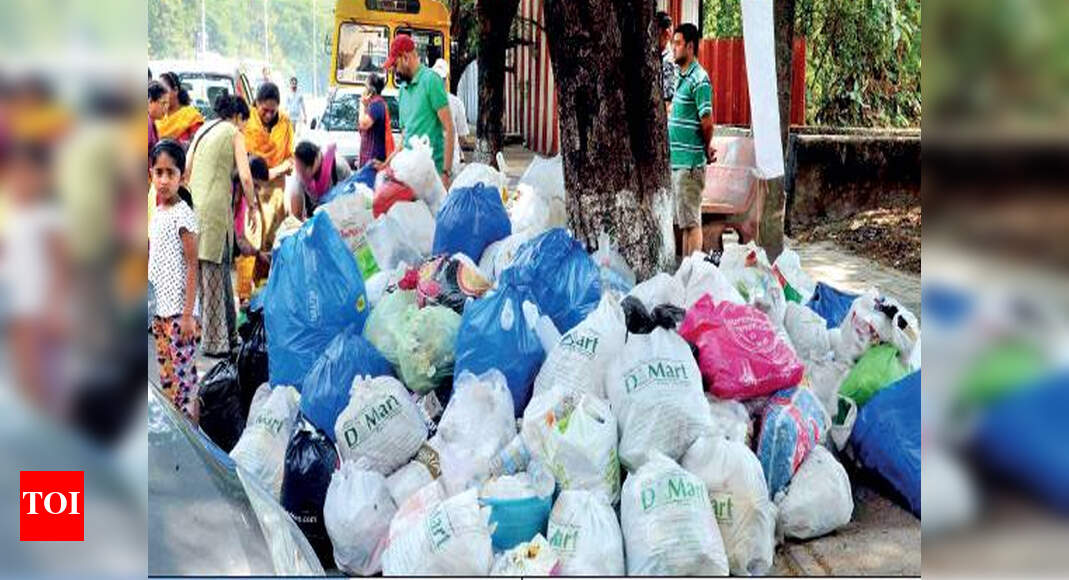 Retailers pack goods in 50 micron plastic bags without MPCB stamp ...