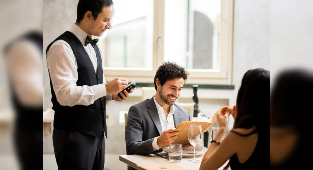 10 things chefs never order in a restaurant