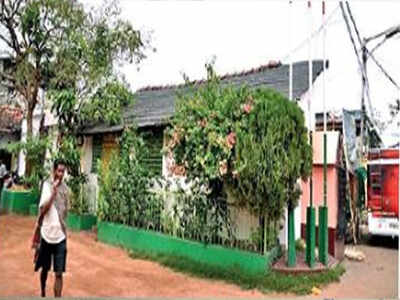 Confusion over security watchtowers at CM Mamata Banerjee home ...
