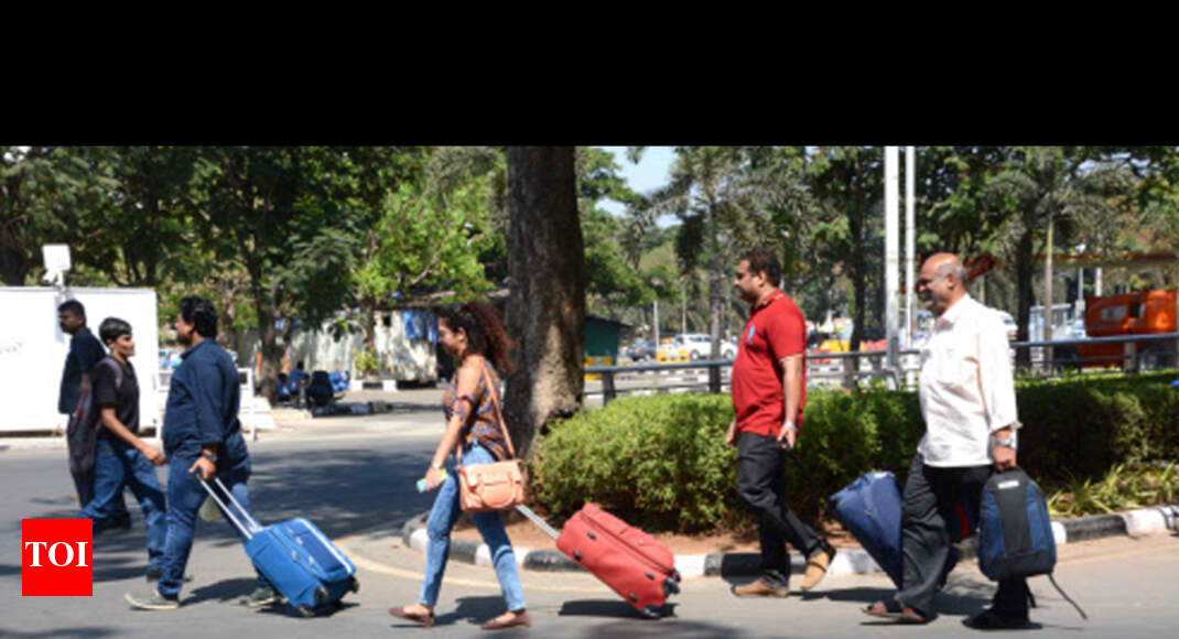 OLA Uber Strike: Most Ola, Uber cabs off roads for third day in Mumbai ...