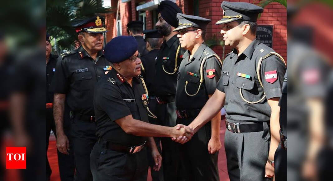 Army's dental services chief visits Command Hospital Chandimandir ...