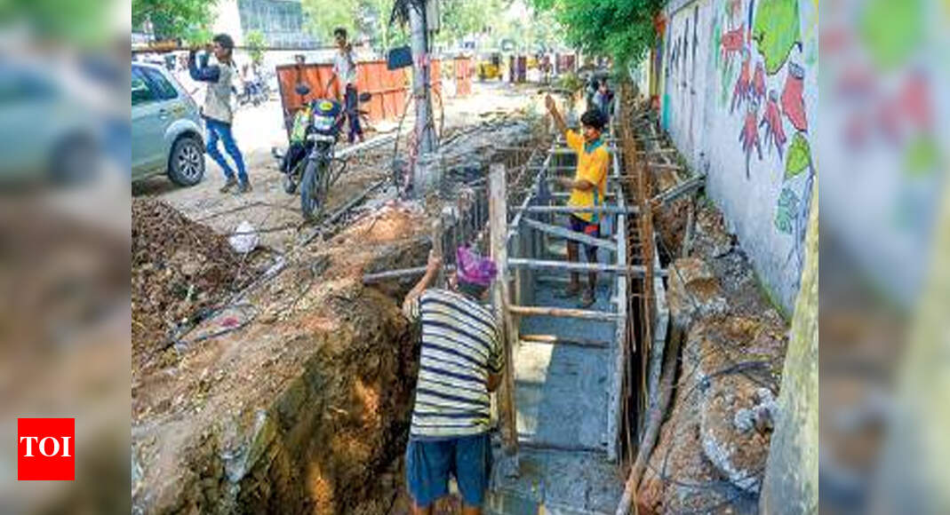Corporation begins drain work on eve of monsoon | Chennai News - Times ...