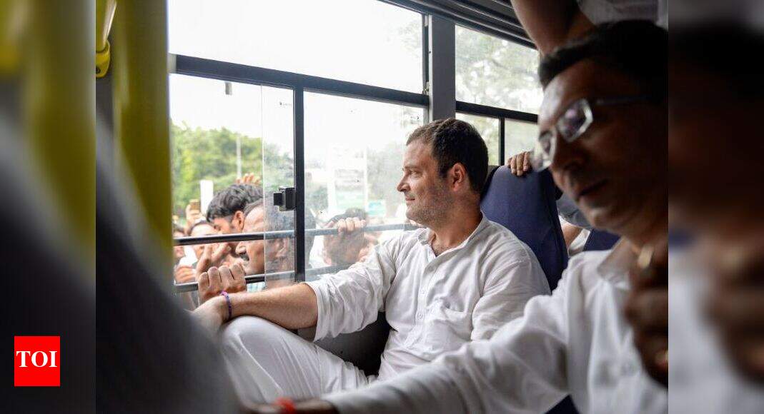 Rahul leads protest at CBI headquarters, courts arrest | India News ...