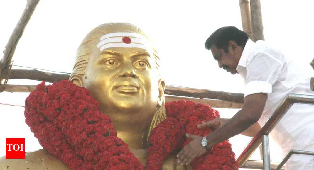 Thevar Jayanthi and Guru Puja: Tamilnadu political leaders pay homage ...