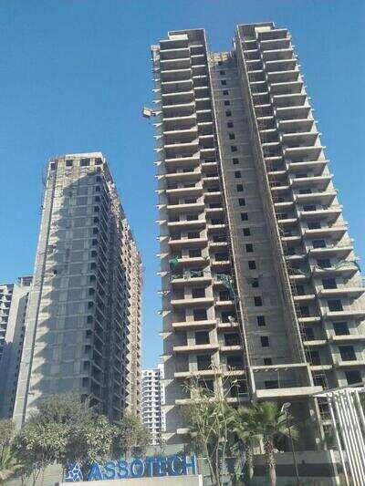 2 years past deadline, Assotech Blith in Sector 99 is only 60% complete ...