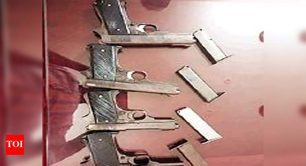 Anti-Terrorist Squad seizes four country-made pistols in Baran, nabs ...