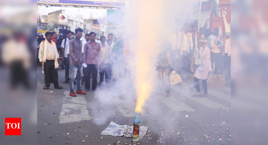 Lucknow: Another shrill Diwali in Chowk & Vikasnagar? | Lucknow News ...