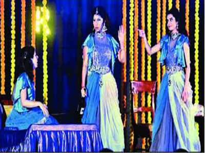 Play ‘Dekh Behen’ tackles women’s sensibilities | Nagpur News - Times ...