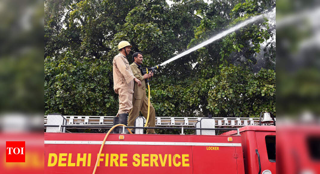 Delhi Fire Service: Delhi Fire Service gears up for busy Diwali; leaves ...